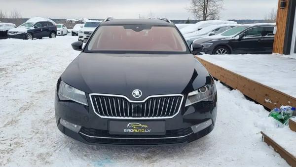 Black Skoda SuperB 2019 in Riga, with an engine capacity of 2.00 L and mileage of 186 thousand km for 15900 €, photo 2 on AUTOMOTO.COM.LV