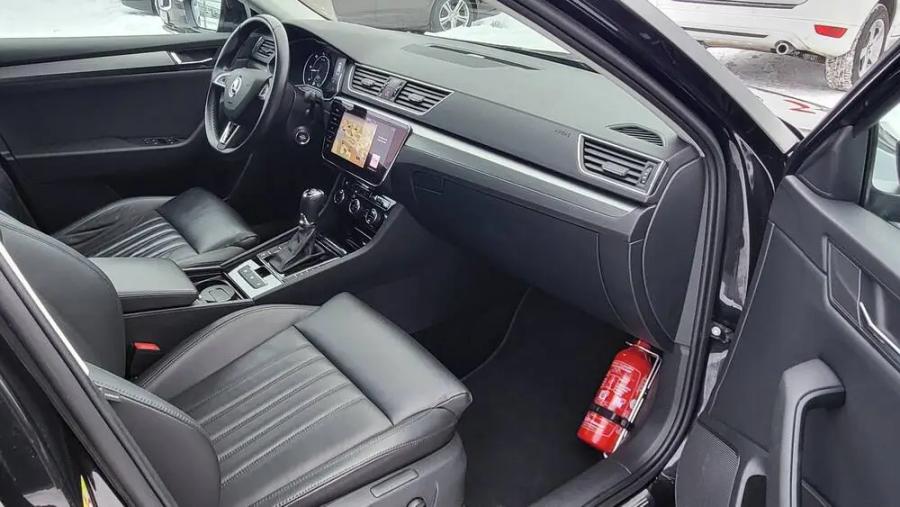 Melns Skoda SuperB 2019 Rīga, ar dzinēja tilpumu 2.00 L un nobraukumu 186 tūkst. km par 15900 €, foto 17 vietnē AUTOMOTO.COM.LV