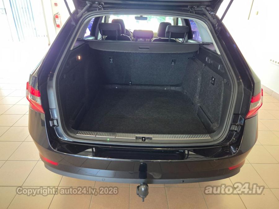 Melns Skoda SuperB 2019 Tartu, ar dzinēja tilpumu 2.00 L un nobraukumu 287 tūkst. km par 10990 €, foto 15 vietnē AUTOMOTO.COM.LV
