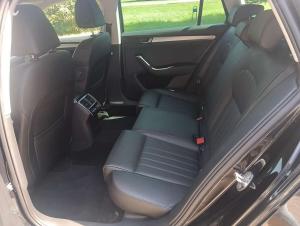 Black Skoda SuperB 2019 in Utena, with an engine capacity of 1.97 L and mileage of 275 thousand km for 12990 €, photo 13 on AUTOMOTO.COM.LV