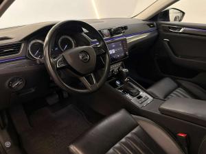 Black Skoda SuperB 2019 in Marijampole, with an engine capacity of 1.97 L and mileage of 221 thousand km for 18450 €, photo 3 on AUTOMOTO.COM.LV