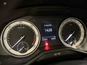 Black Skoda SuperB 2019 in Marijampole, with an engine capacity of 1.97 L and mileage of 221 thousand km for 18450 €, photo 14 on AUTOMOTO.COM.LV