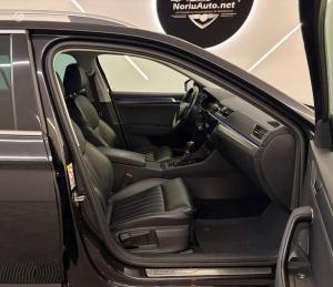 Black Skoda SuperB 2019 in Marijampole, with an engine capacity of 1.97 L and mileage of 221 thousand km for 18450 €, photo 15 on AUTOMOTO.COM.LV
