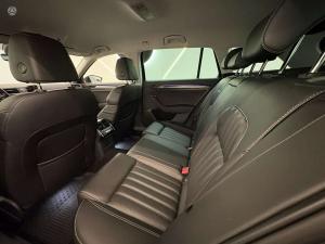 Black Skoda SuperB 2019 in Marijampole, with an engine capacity of 1.97 L and mileage of 221 thousand km for 18450 €, photo 28 on AUTOMOTO.COM.LV