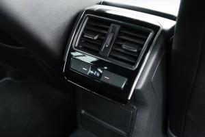 Melns Skoda SuperB 2019 Rīga, ar dzinēja tilpumu 2.00 L un nobraukumu 207 tūkst. km par 16900 €, foto 8 vietnē AUTOMOTO.COM.LV