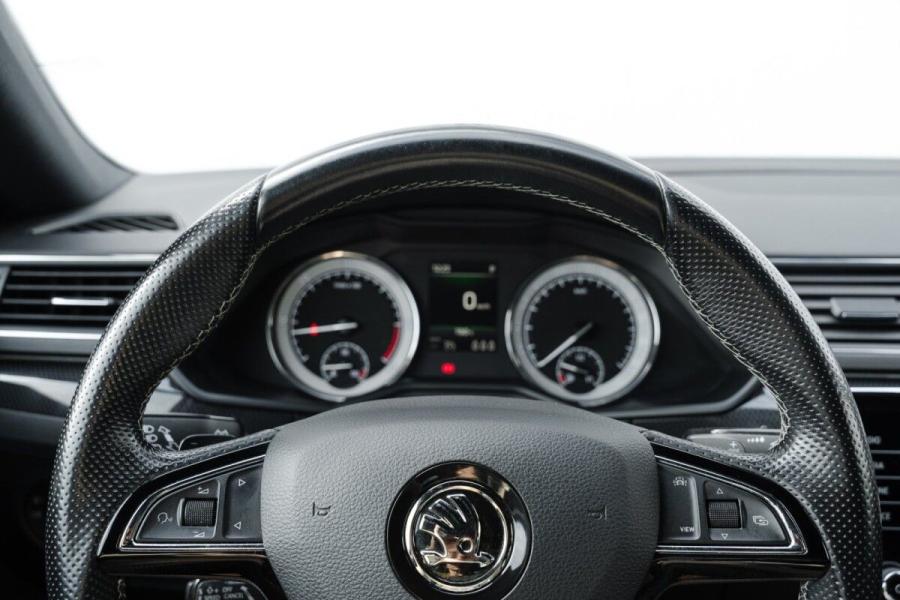 Melns Skoda SuperB 2019 Rīga, ar dzinēja tilpumu 2.00 L un nobraukumu 207 tūkst. km par 16900 €, foto 19 vietnē AUTOMOTO.COM.LV