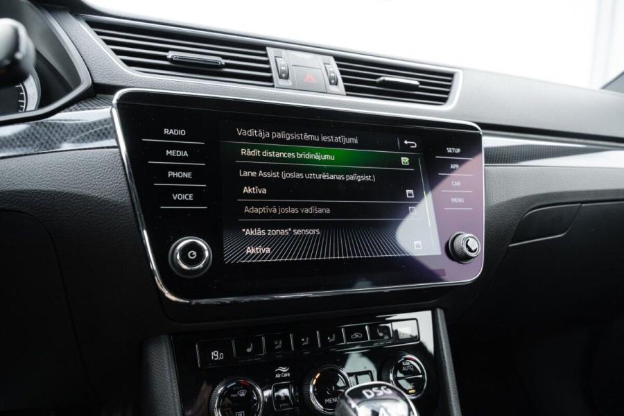 Melns Skoda SuperB 2019 Rīga, ar dzinēja tilpumu 2.00 L un nobraukumu 207 tūkst. km par 16900 €, foto 26 vietnē AUTOMOTO.COM.LV