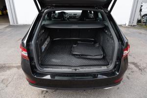 Melns Skoda SuperB 2019 Rīga, ar dzinēja tilpumu 2.00 L un nobraukumu 207 tūkst. km par 16900 €, foto 29 vietnē AUTOMOTO.COM.LV