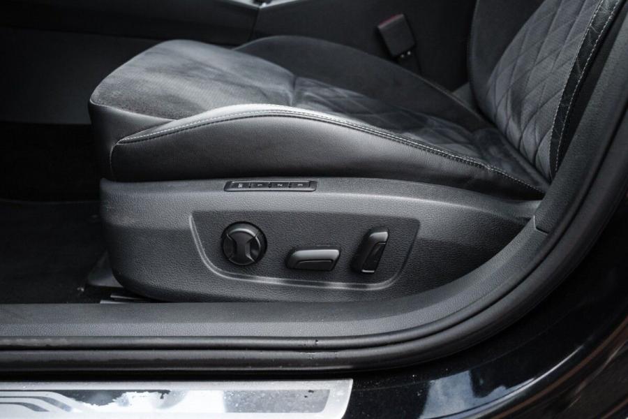 Melns Skoda SuperB 2019 Rīga, ar dzinēja tilpumu 2.00 L un nobraukumu 207 tūkst. km par 16900 €, foto 11 vietnē AUTOMOTO.COM.LV