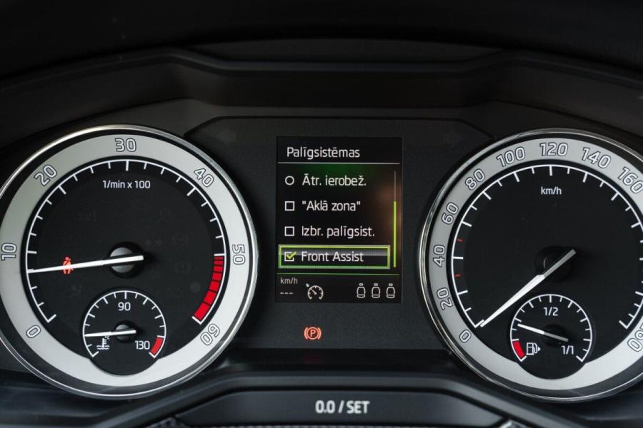 Melns Skoda SuperB 2019 Rīga, ar dzinēja tilpumu 2.00 L un nobraukumu 207 tūkst. km par 16900 €, foto 18 vietnē AUTOMOTO.COM.LV