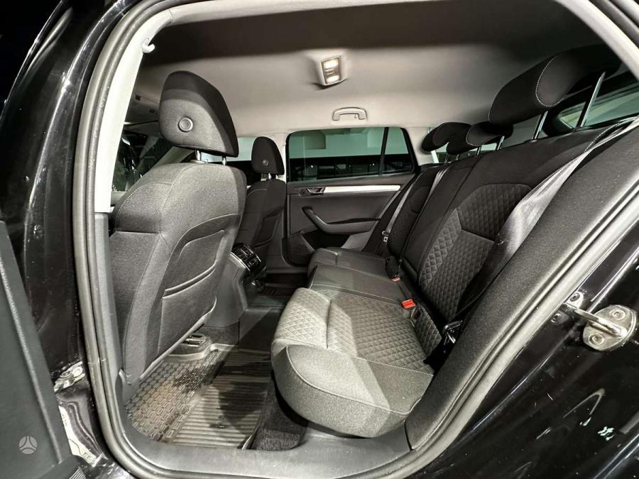 Melns Skoda SuperB 2019 Viļņa, ar dzinēja tilpumu 1.98 L un nobraukumu 177 tūkst. km par 17000 €, foto 18 vietnē AUTOMOTO.COM.LV