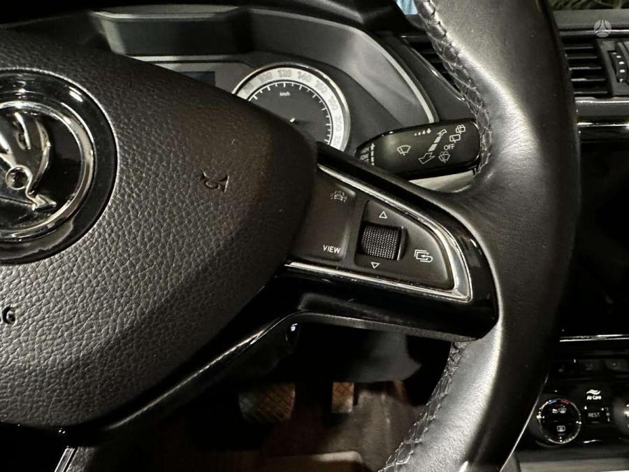 Melns Skoda SuperB 2019 Viļņa, ar dzinēja tilpumu 1.98 L un nobraukumu 177 tūkst. km par 17000 €, foto 24 vietnē AUTOMOTO.COM.LV