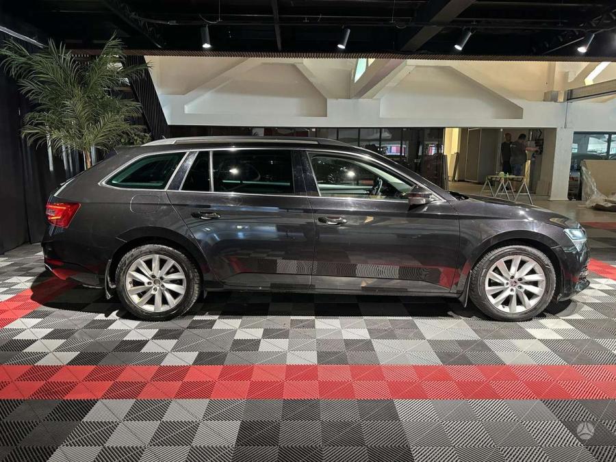 Melns Skoda SuperB 2019 Viļņa, ar dzinēja tilpumu 1.98 L un nobraukumu 177 tūkst. km par 17000 €, foto 37 vietnē AUTOMOTO.COM.LV