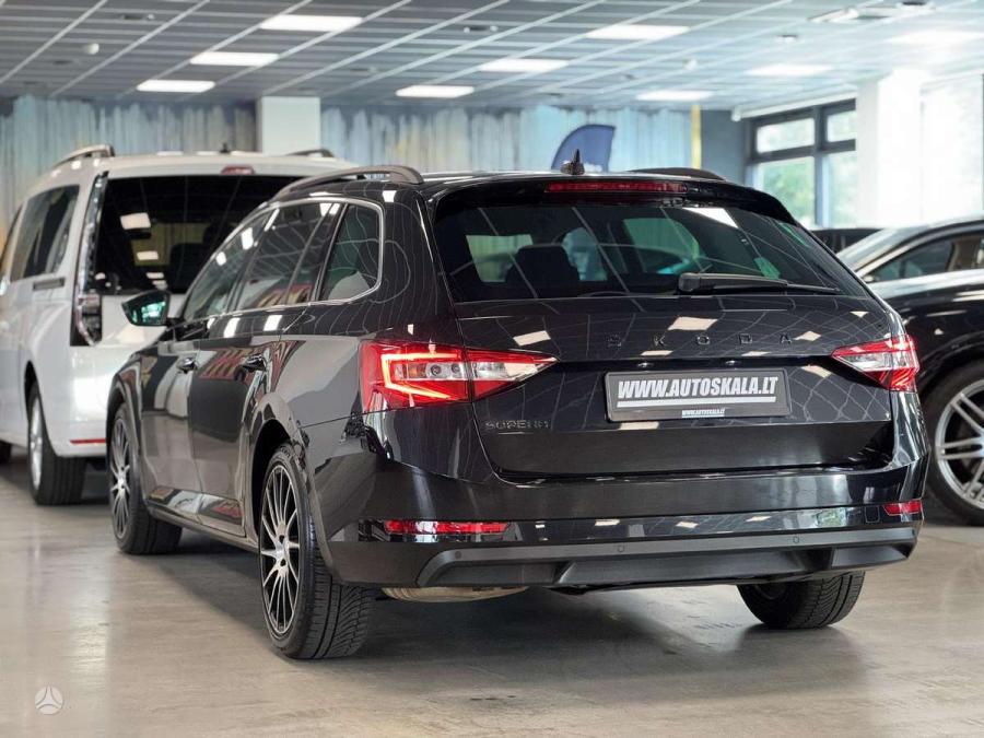Black Skoda SuperB 2020 in Klaipeda, with an engine capacity of 2.00 L and mileage of 283 thousand km for 17950 €, photo 18 on AUTOMOTO.COM.LV