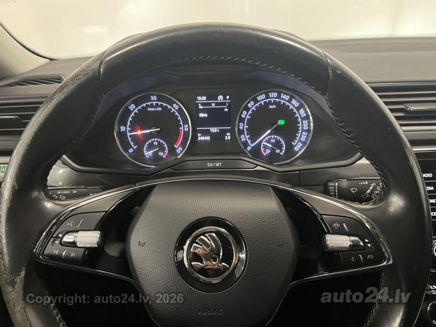 Melns Skoda SuperB 2020 Tallina, ar dzinēja tilpumu 2.00 L un nobraukumu 249 tūkst. km par 12900 €, foto 18 vietnē AUTOMOTO.COM.LV