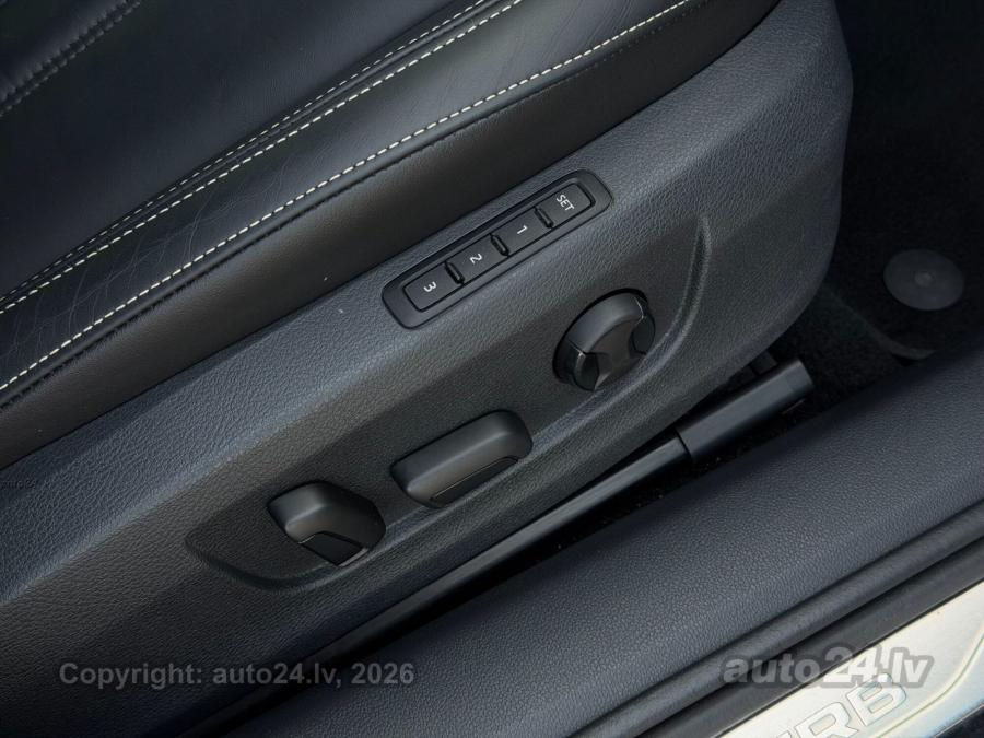 Black Skoda SuperB 2020 in Parnu, with an engine capacity of 2.00 L and mileage of 245 thousand km for 19900 €, photo 19 on AUTOMOTO.COM.LV