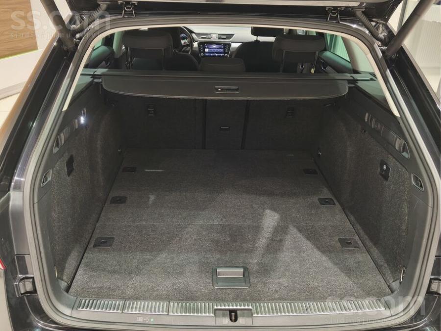Melns Skoda SuperB 2020 Rīga, ar dzinēja tilpumu 2.00 L un nobraukumu 180 tūkst. km par 15790 €, foto 22 vietnē AUTOMOTO.COM.LV