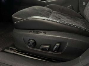 Black Skoda SuperB 2020 in Vilnius, with an engine capacity of 1.40 L and mileage of 127 thousand km for 20989 €, photo 22 on AUTOMOTO.COM.LV