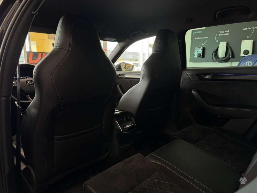 Black Skoda SuperB 2020 in Vilnius, with an engine capacity of 1.40 L and mileage of 127 thousand km for 20989 €, photo 28 on AUTOMOTO.COM.LV