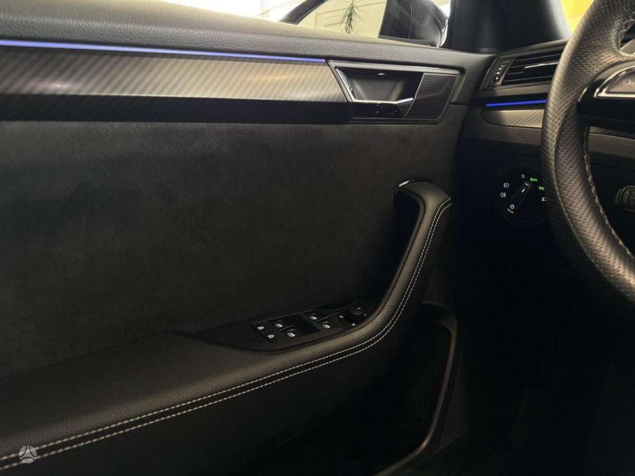 Black Skoda SuperB 2020 in Vilnius, with an engine capacity of 1.40 L and mileage of 127 thousand km for 20989 €, photo 37 on AUTOMOTO.COM.LV
