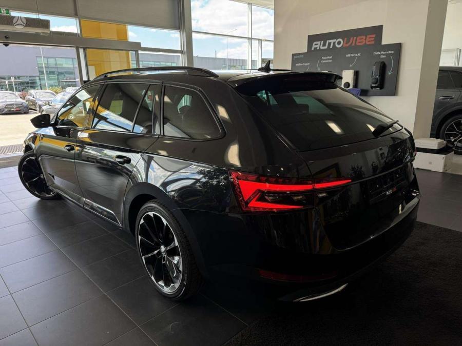Black Skoda SuperB 2020 in Vilnius, with an engine capacity of 1.40 L and mileage of 127 thousand km for 20989 €, photo 39 on AUTOMOTO.COM.LV