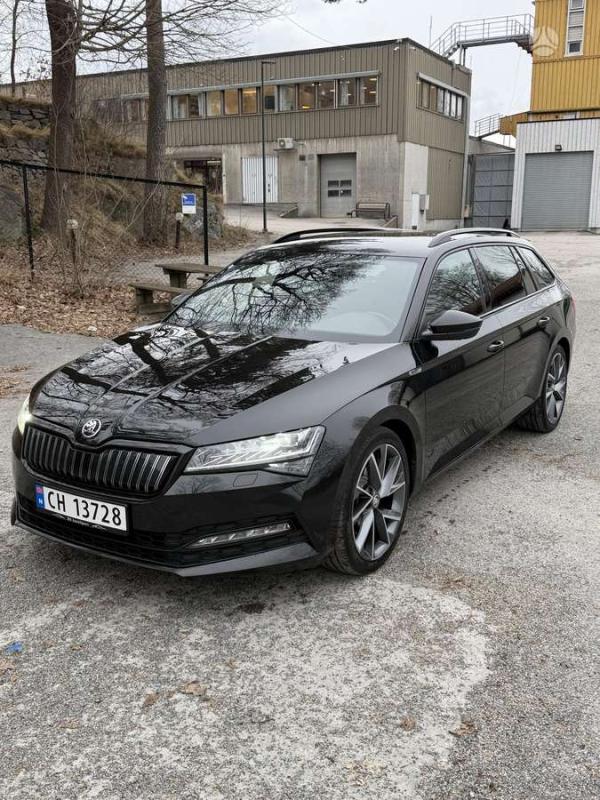 Melns Skoda SuperB 2020 Kauņa, ar dzinēja tilpumu 1.40 L un nobraukumu 190 tūkst. km par 13500 €, foto 2 vietnē AUTOMOTO.COM.LV