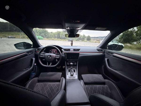 Melns Skoda SuperB 2020 Kauņa, ar dzinēja tilpumu 1.40 L un nobraukumu 190 tūkst. km par 11500 €, foto 10 vietnē AUTOMOTO.COM.LV