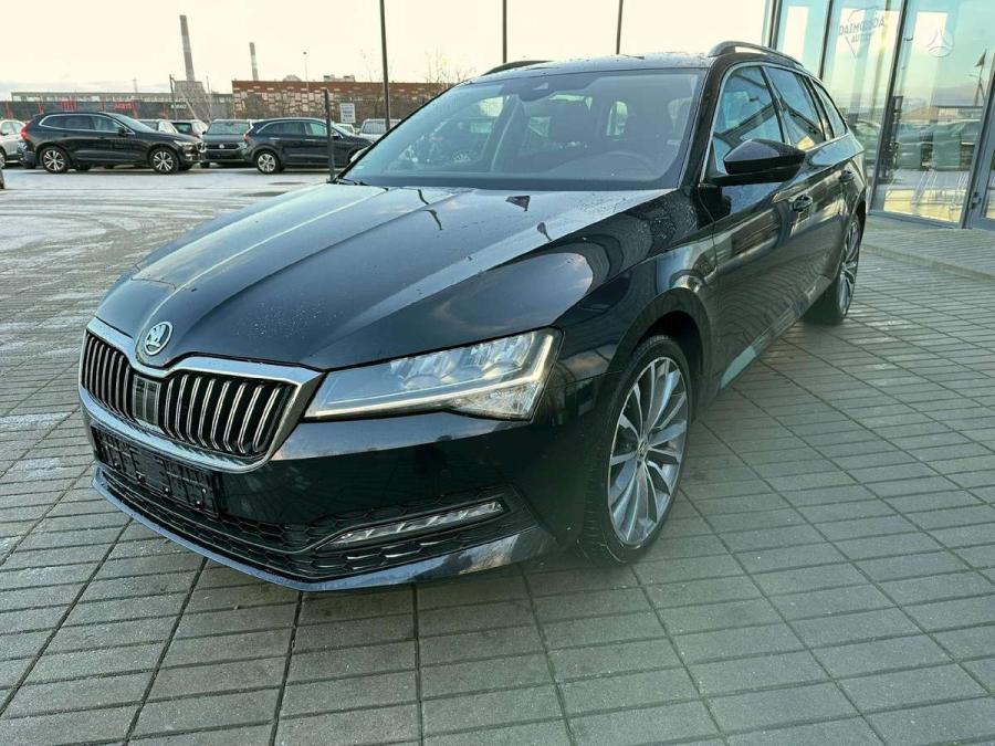 Black Skoda SuperB 2021 in Kaunas, with an engine capacity of 1.50 L and mileage of 187 thousand km for 16600 €, photo 1 on AUTOMOTO.COM.LV