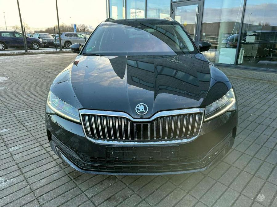 Black Skoda SuperB 2021 in Kaunas, with an engine capacity of 1.50 L and mileage of 187 thousand km for 16600 €, photo 2 on AUTOMOTO.COM.LV