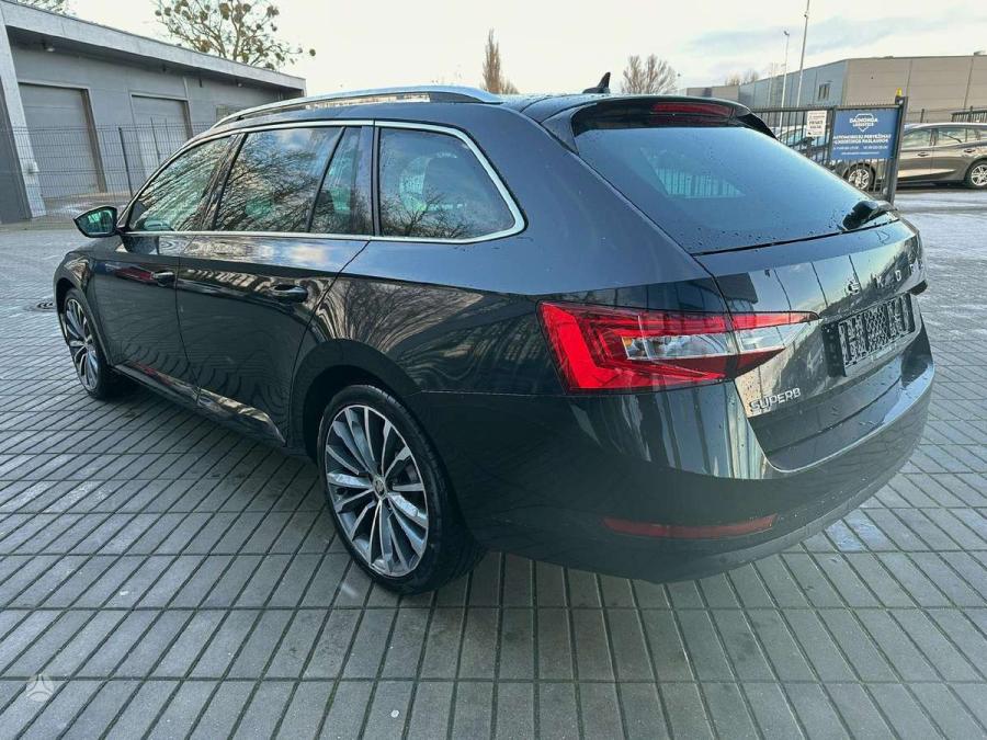 Black Skoda SuperB 2021 in Kaunas, with an engine capacity of 1.50 L and mileage of 187 thousand km for 16600 €, photo 5 on AUTOMOTO.COM.LV