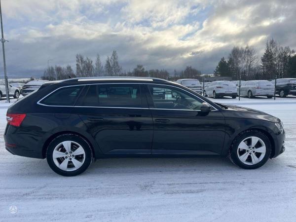 Black Skoda SuperB 2021 in Taurage, with an engine capacity of 1.97 L and mileage of 176 thousand km for 15500 €, photo 8 on AUTOMOTO.COM.LV