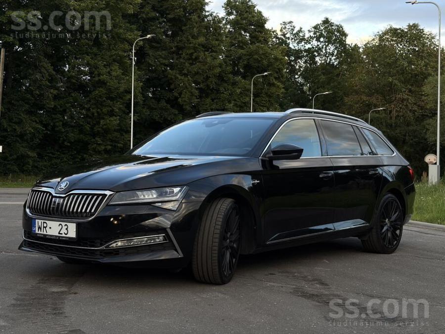 Black Skoda SuperB 2021 in Riga, with an engine capacity of 2.00 L and mileage of 127 thousand km for 28000 €, photo 3 on AUTOMOTO.COM.LV
