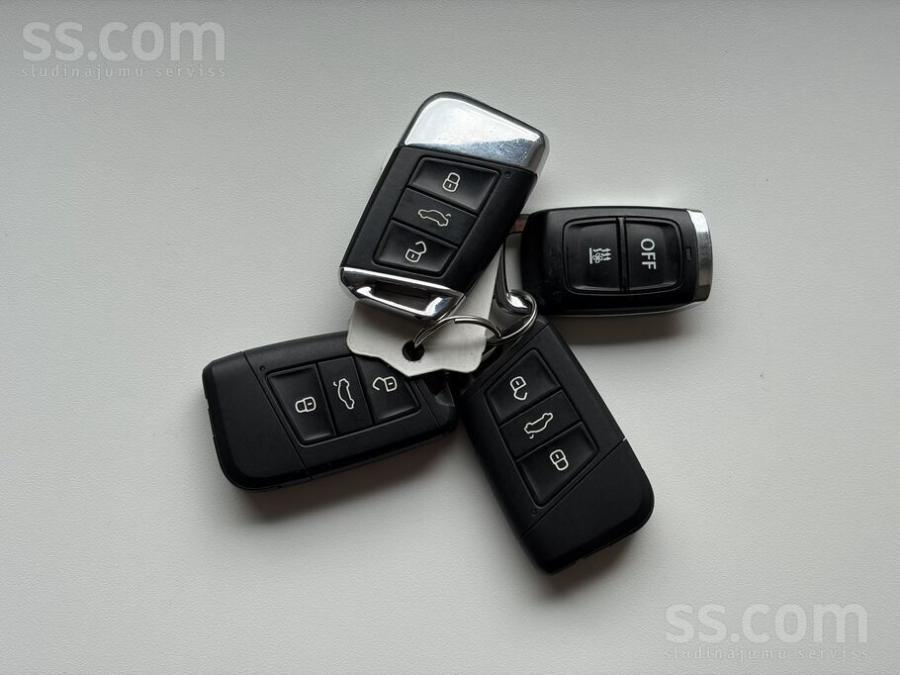 Black Skoda SuperB 2021 in Riga, with an engine capacity of 2.00 L and mileage of 127 thousand km for 28000 €, photo 12 on AUTOMOTO.COM.LV