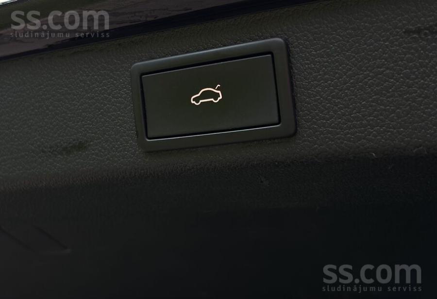Black Skoda SuperB 2021 in Riga, with an engine capacity of 2.00 L and mileage of 127 thousand km for 28000 €, photo 20 on AUTOMOTO.COM.LV