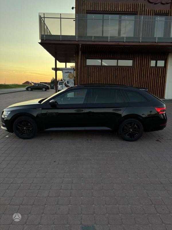 Black Skoda SuperB 2021 in Klaipeda, with an engine capacity of 1.40 L and mileage of 122 thousand km for 23000 €, photo 8 on AUTOMOTO.COM.LV