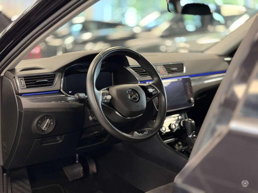 Black Skoda SuperB 2021 in Klaipeda, with an engine capacity of 1.40 L and mileage of 74 thousand km for 19950 €, photo 30 on AUTOMOTO.COM.LV