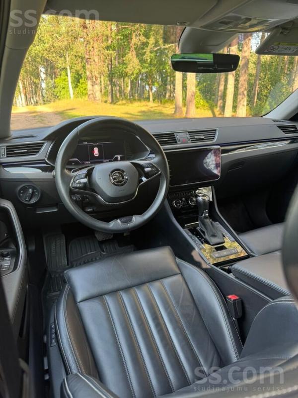 Black Skoda SuperB 2021 in Gulbene, with an engine capacity of 1.40 L and mileage of 120 thousand km for 19200 €, photo 5 on AUTOMOTO.COM.LV