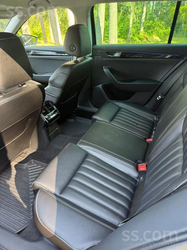 Black Skoda SuperB 2021 in Gulbene, with an engine capacity of 1.40 L and mileage of 120 thousand km for 19200 €, photo 8 on AUTOMOTO.COM.LV
