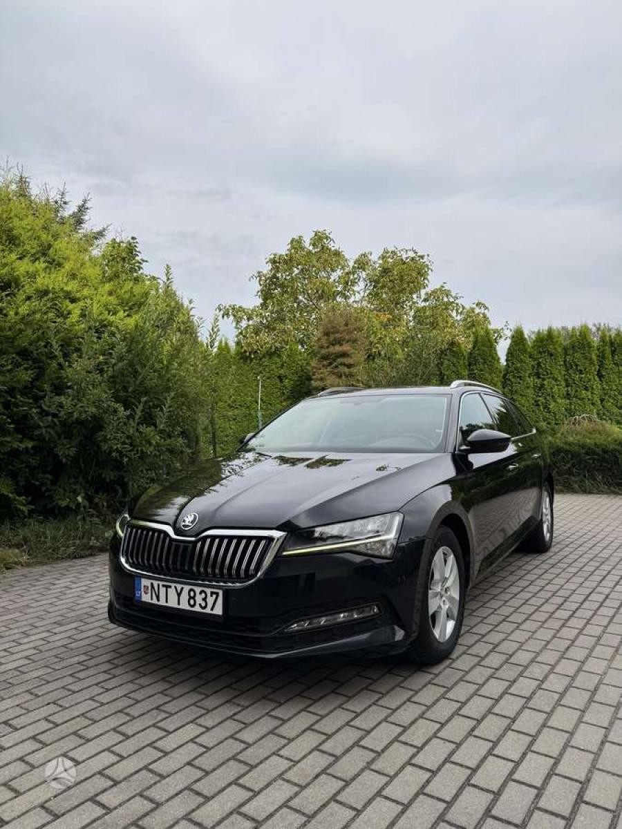Black Skoda SuperB 2021 in Vilnius, with an engine capacity of 1.97 L and mileage of 286 thousand km for 11400 €, photo 1 on AUTOMOTO.COM.LV
