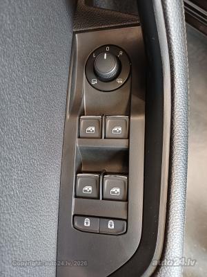 Black Skoda SuperB 2021 in Tallinn, with an engine capacity of 1.40 L and mileage of 108 thousand km for 23900 €, photo 23 on AUTOMOTO.COM.LV