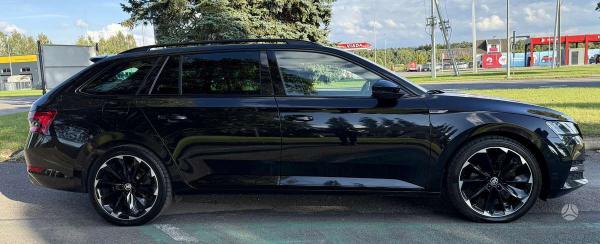 Black Skoda SuperB 2021 in Taurage, with an engine capacity of 1.97 L and mileage of 214 thousand km for 17500 €, photo 8 on AUTOMOTO.COM.LV