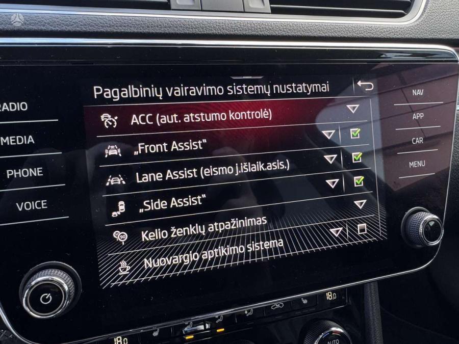 Melns Skoda SuperB 2021 Utena, ar dzinēja tilpumu 1.97 L un nobraukumu 222 tūkst. km par 16400 €, foto 39 vietnē AUTOMOTO.COM.LV