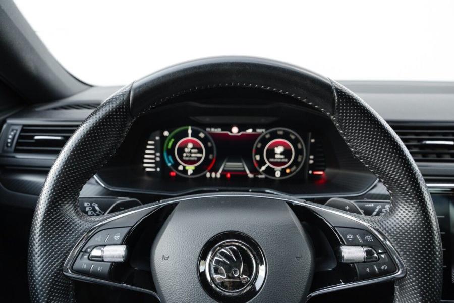 Black Skoda SuperB 2021 in Riga, with an engine capacity of 1.40 L and mileage of 106 thousand km for 22900 €, photo 24 on AUTOMOTO.COM.LV