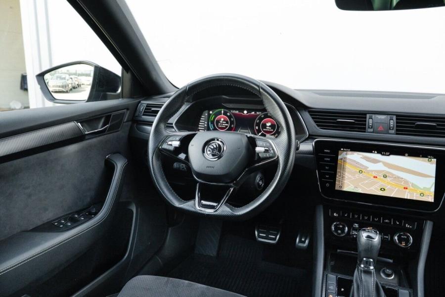 Black Skoda SuperB 2021 in Riga, with an engine capacity of 1.40 L and mileage of 106 thousand km for 22900 €, photo 37 on AUTOMOTO.COM.LV