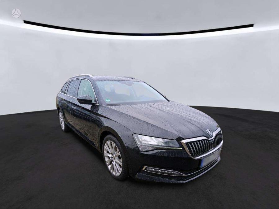 Black Skoda SuperB 2022 in Kaunas, with an engine capacity of 1.97 L and mileage of 200 thousand km for 18600 €, photo 2 on AUTOMOTO.COM.LV