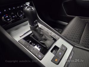 Black Skoda SuperB 2022 in Tallinn, with an engine capacity of 1.50 L and mileage of 134 thousand km for 18900 €, photo 13 on AUTOMOTO.COM.LV