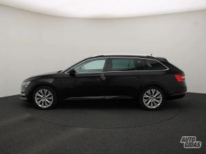 Black Skoda SuperB 2022 in Vilnius, with an engine capacity of 1.40 L and mileage of 175 thousand km for 19199 €, photo 7 on AUTOMOTO.COM.LV