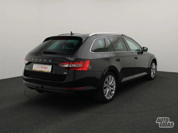 Black Skoda SuperB 2022 in Vilnius, with an engine capacity of 1.40 L and mileage of 175 thousand km for 19199 €, photo 8 on AUTOMOTO.COM.LV