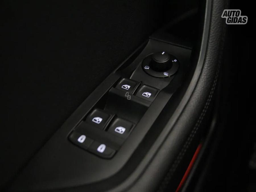 Black Skoda SuperB 2022 in Vilnius, with an engine capacity of 1.40 L and mileage of 175 thousand km for 19199 €, photo 27 on AUTOMOTO.COM.LV