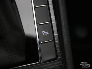 Black Skoda SuperB 2022 in Vilnius, with an engine capacity of 1.40 L and mileage of 175 thousand km for 19199 €, photo 32 on AUTOMOTO.COM.LV